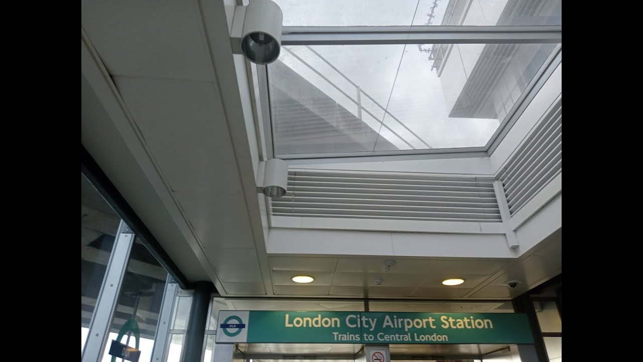 Riding the DLR from Bank to London City Airport - I didn't expect to ...