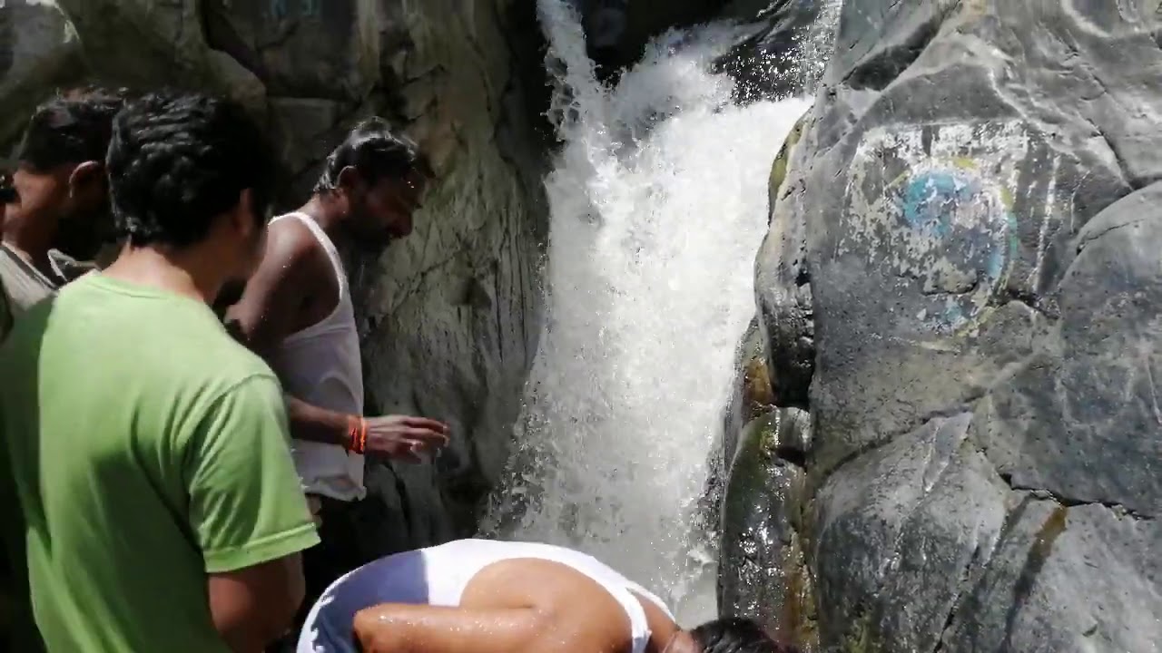 Gavi Siddilingeshwara Swamy Darshanam Inside Waterfalls | Karnataka ...