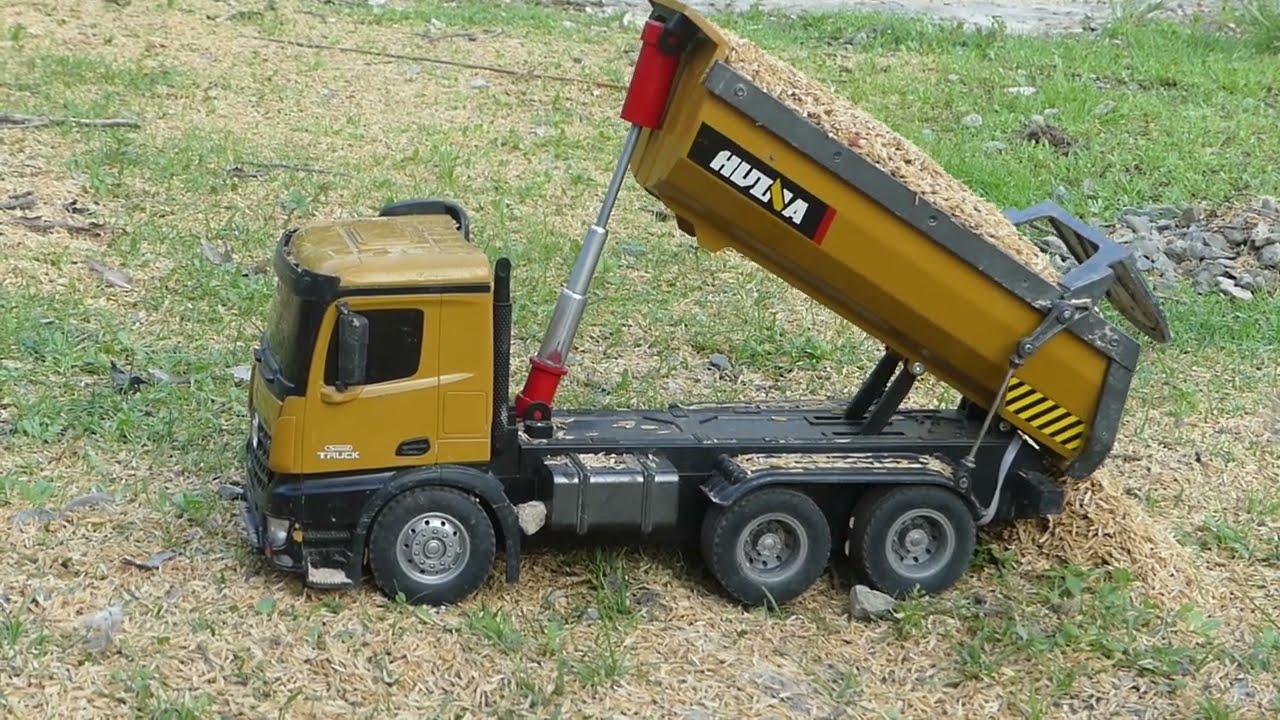 Action Excavator RC Car Show Contruction #rcdumptruck - YouTube