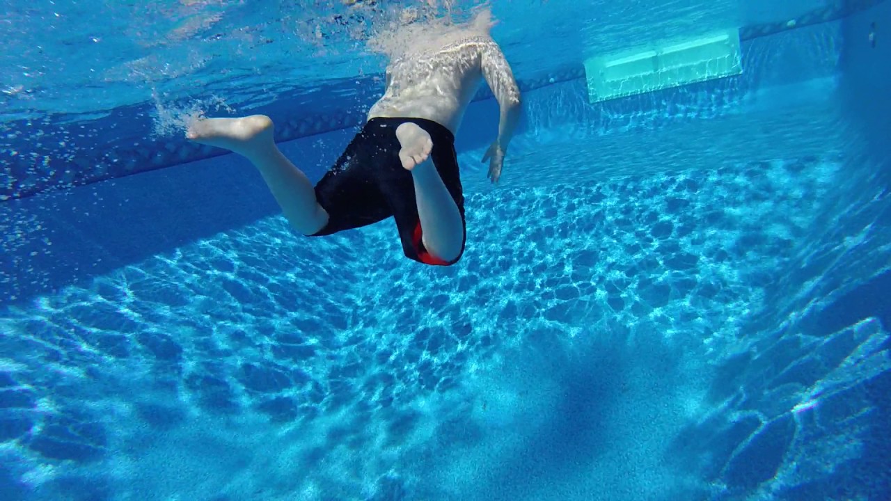 Gopro in the pool 2 - YouTube
