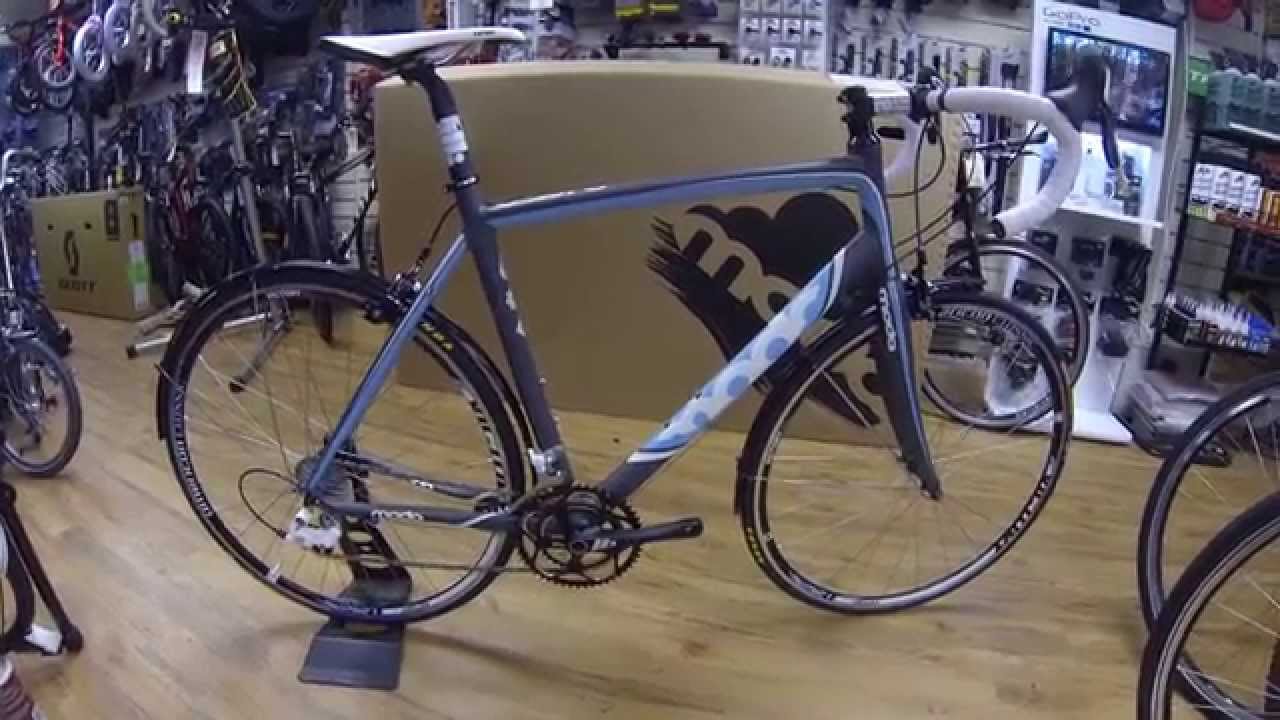 2013 Moda - Bolero (Damian Harris Cycles) - YouTube