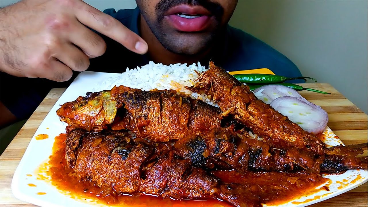 Spicy MATHI FISH Curry With Rice Eating Show|#HungryPiran - YouTube