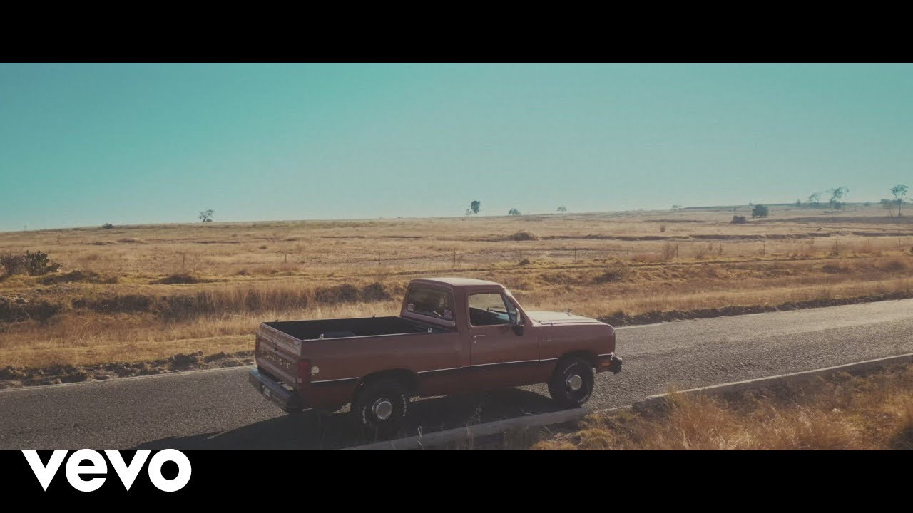 Sofi Saar - Mi Propia Mentira (Video Oficial) - YouTube