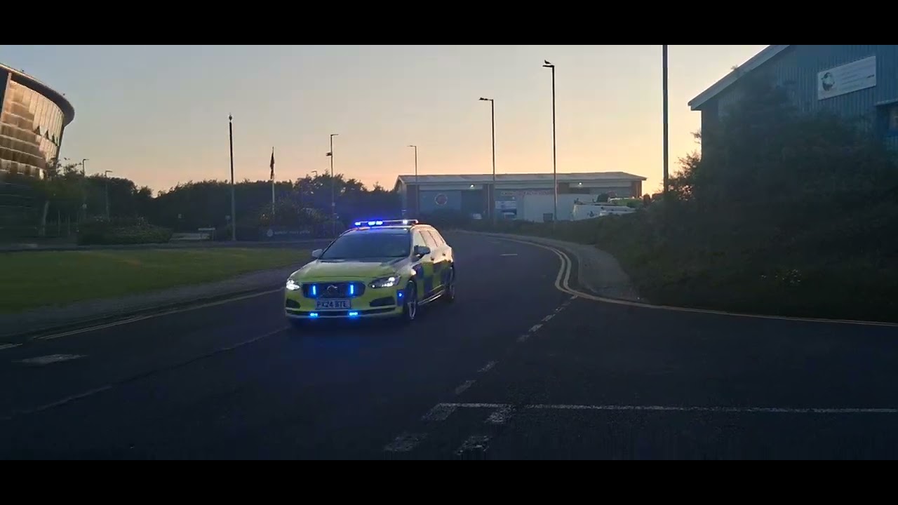 Cumbria police dog unit Big thanks to Glen for the blue light demo with ...