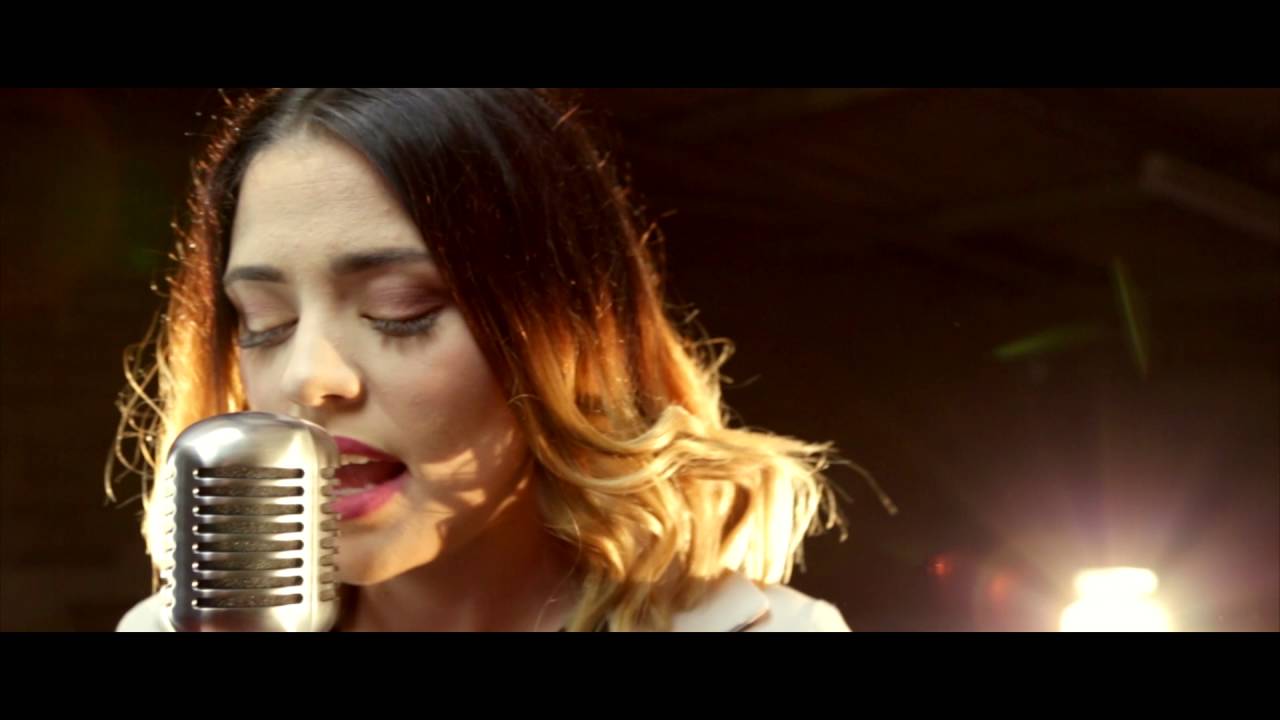 Janet Grogan- Elastic Heart (Sia Cover) - YouTube