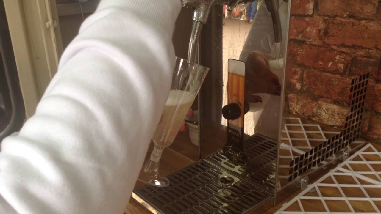 The Vine Tap-Prosecco Van 3 - YouTube