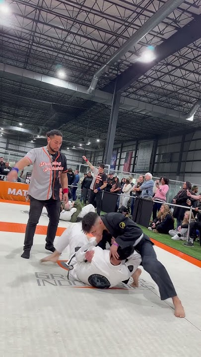 Michael Santillanes vs. Kyle Duong Grappling Industries Virginia Beach 4-12-25 Camera 2 - YouTube