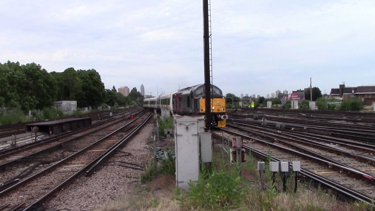 Europhoenix class 37800 passes Clapham Junction P5 on 5Q57 Ramsgate ...