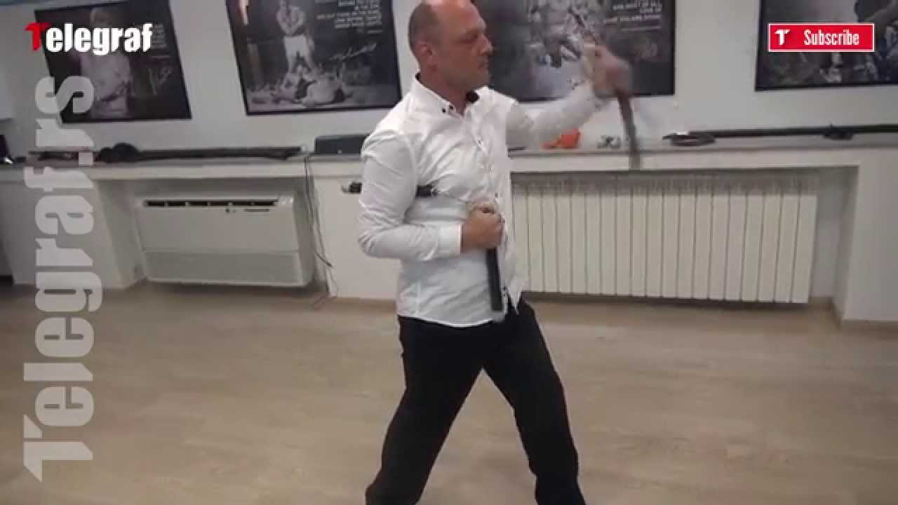 Desimir Stojković obrće nunčake - YouTube