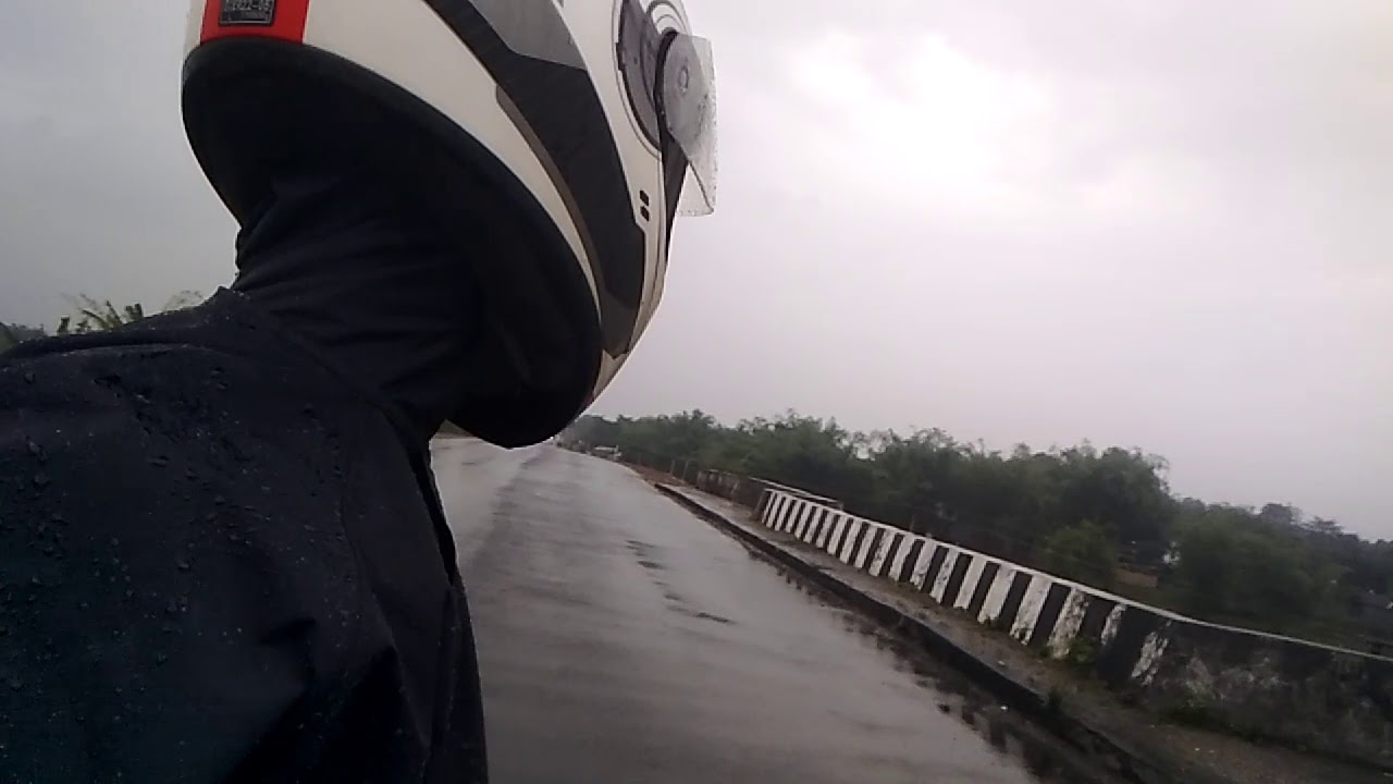 Monsoon Ride....bullet 350 - YouTube