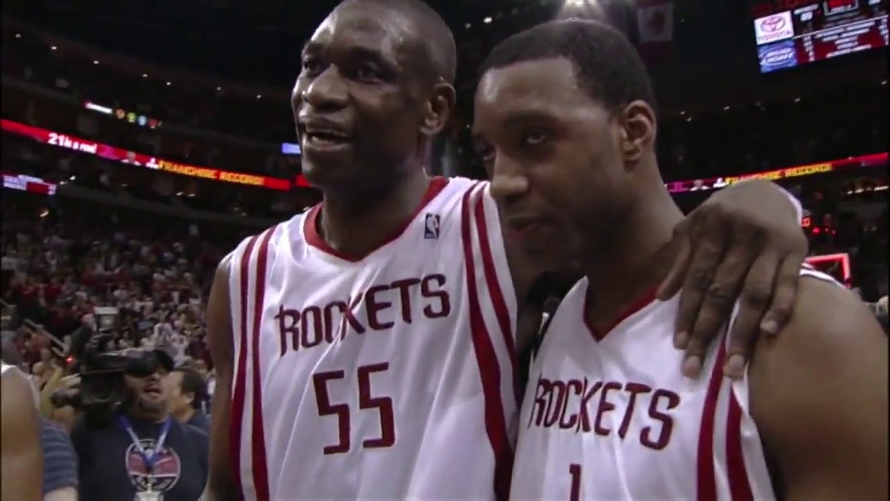 Houston Rockets honor the members of the 22 game-winning streak in 07 ...