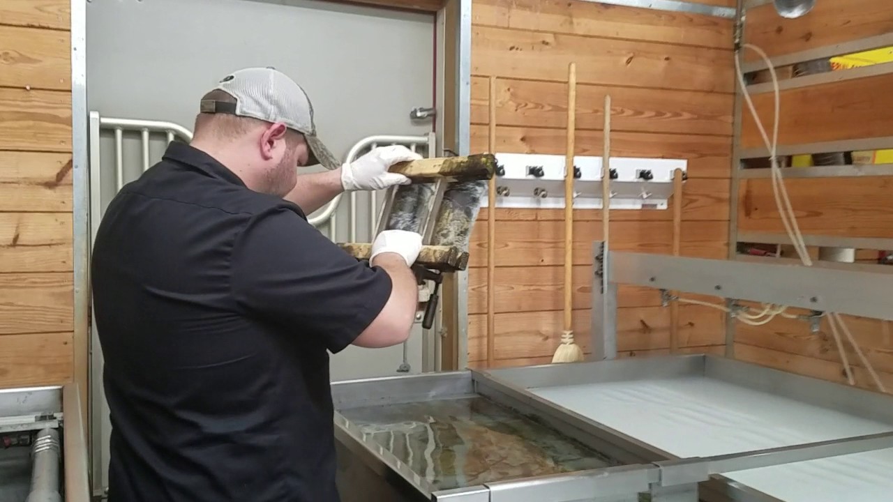 20oz Tumbler Dipping Jig - YouTube