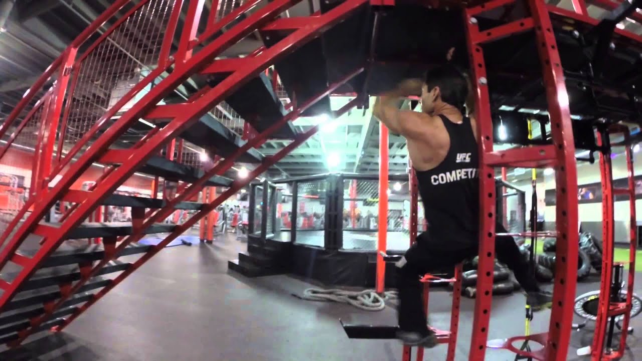 52 Year Old Robert Ryan Readys for Ninja Warrior Season 7 - YouTube