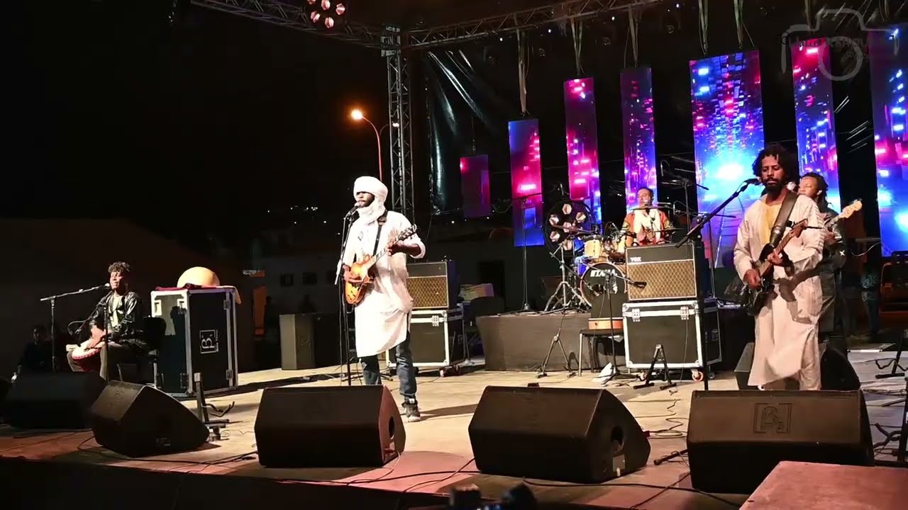 extraits tikoubaouine festival chanson amazigh bejaia 2022 - YouTube