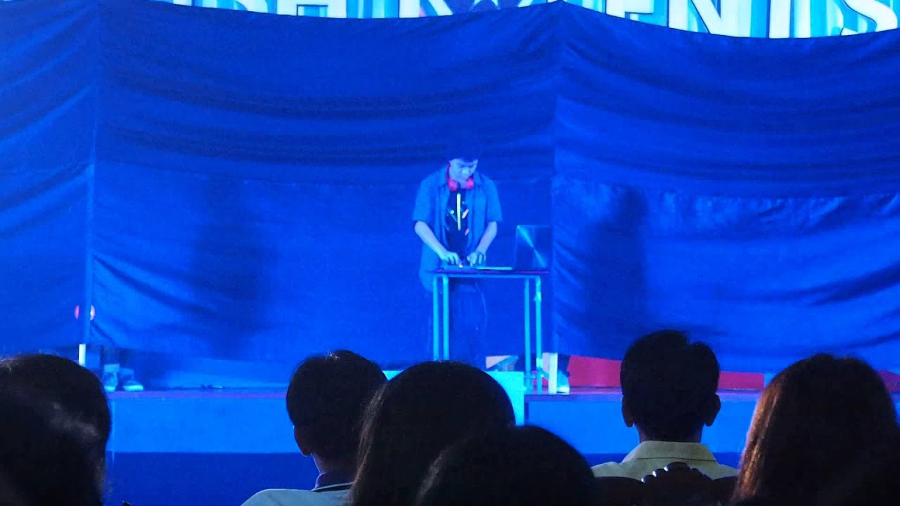 MLP Talent Show Sep. 11, 2015 - YouTube