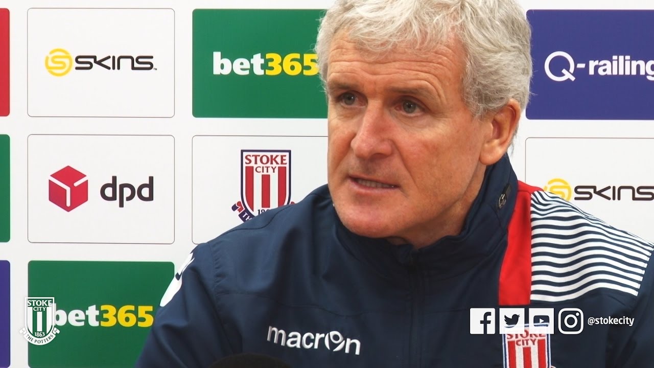 Mark Hughes Everton Press Conference - YouTube