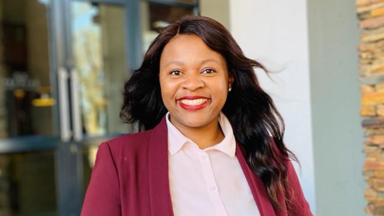 #MondayMotivation with Soaring Manager Nomonde Mwamba - YouTube