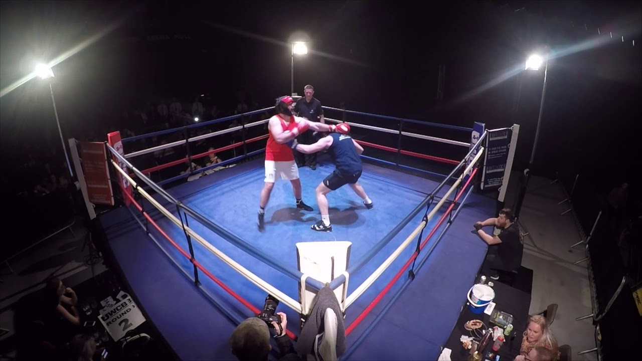 Ultra White Collar Boxing | Hull | Christian Sharpe VS Finn McCusker ...