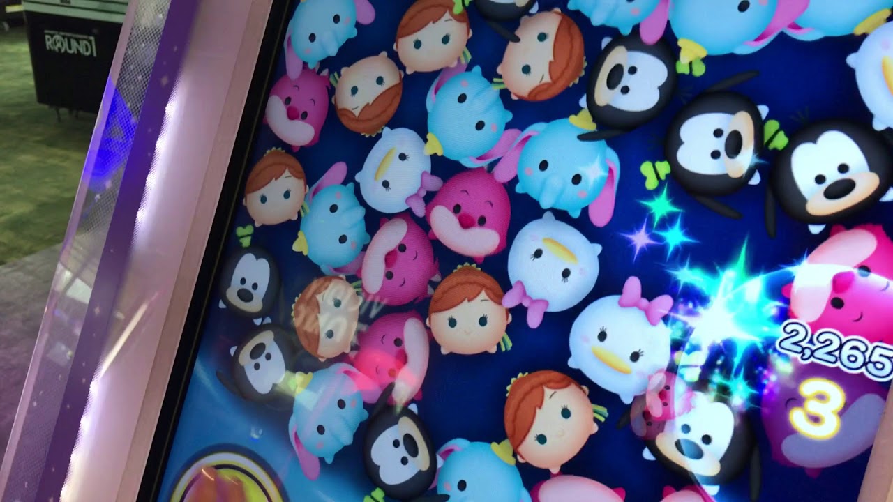 Round 1 Arcade - Disney Tsum Tsum Video Game & Keychain - YouTube