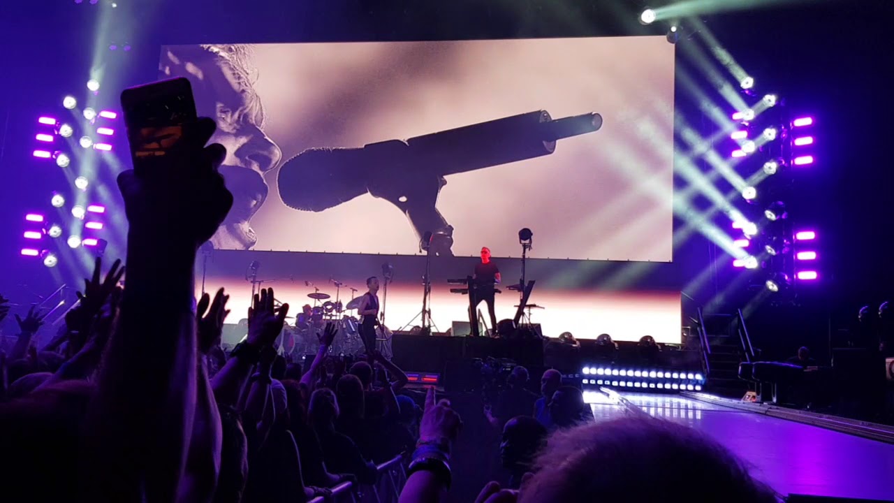 Depeche Mode - Personal Jesus (Full Version + End Of Concert) live ...