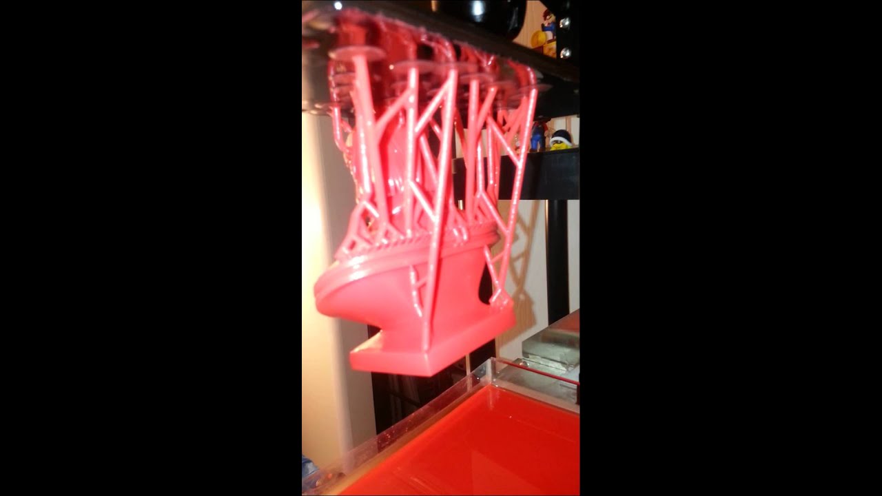 First successful 3d print finished. - YouTube