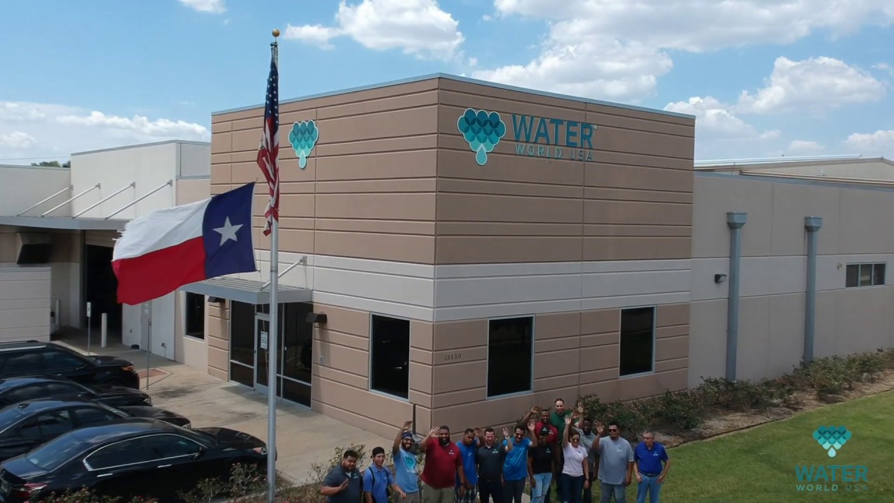 Waterworld USA. (1 Min edit) - YouTube