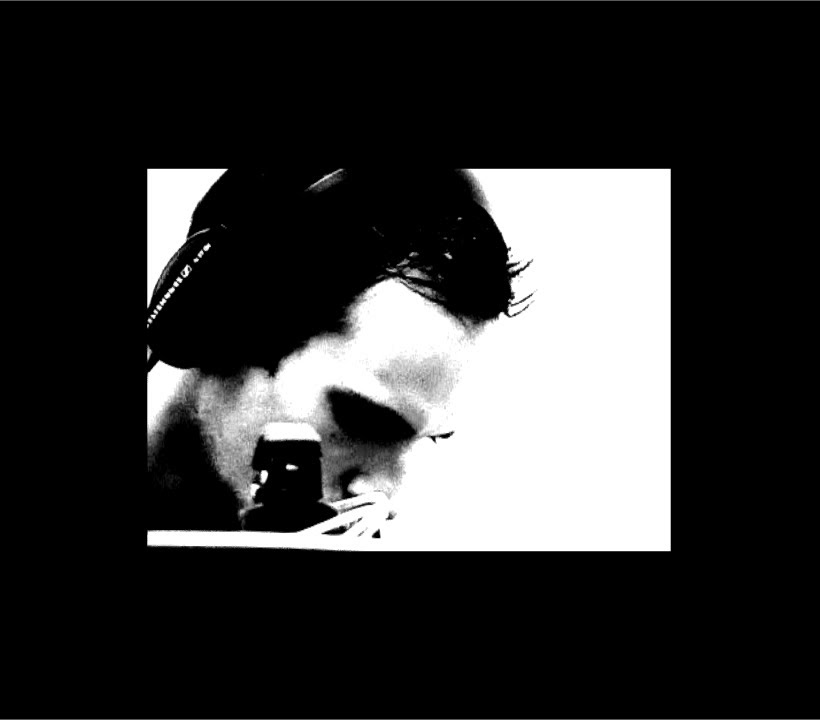 Charlie Baum - Disconnected (Official Video) - YouTube