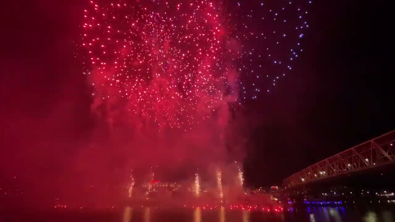 W S WEBN Labor Day Fireworks 2022 Cincinnati Side YouTube W S WEBN Labor Day Fireworks 2022 Cincinnati Side YouTube