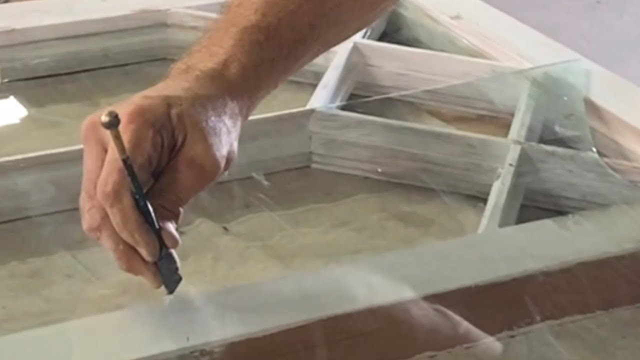 Cutting Wavy Glass Freehand for a Diamond Lite Wood Window Sash - YouTube