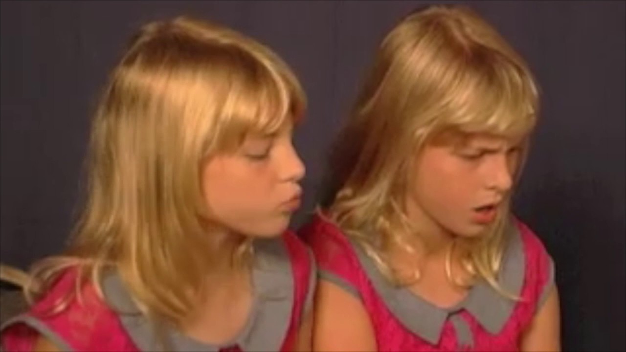 Chapman Twins Abby and Tate - YouTube