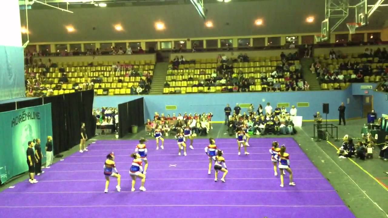 Fiona cheerleading - YouTube