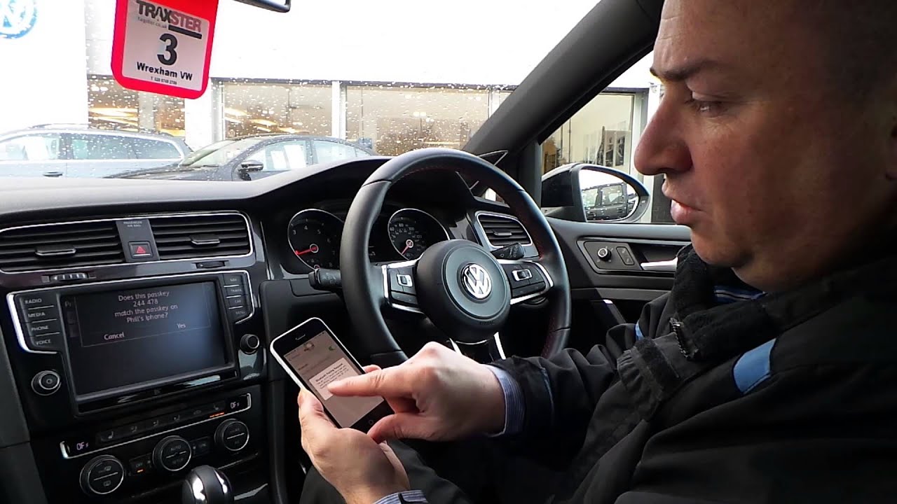 How To: Pair Bluetooth Phone (Discover Satellite Navigation Pro) - YouTube