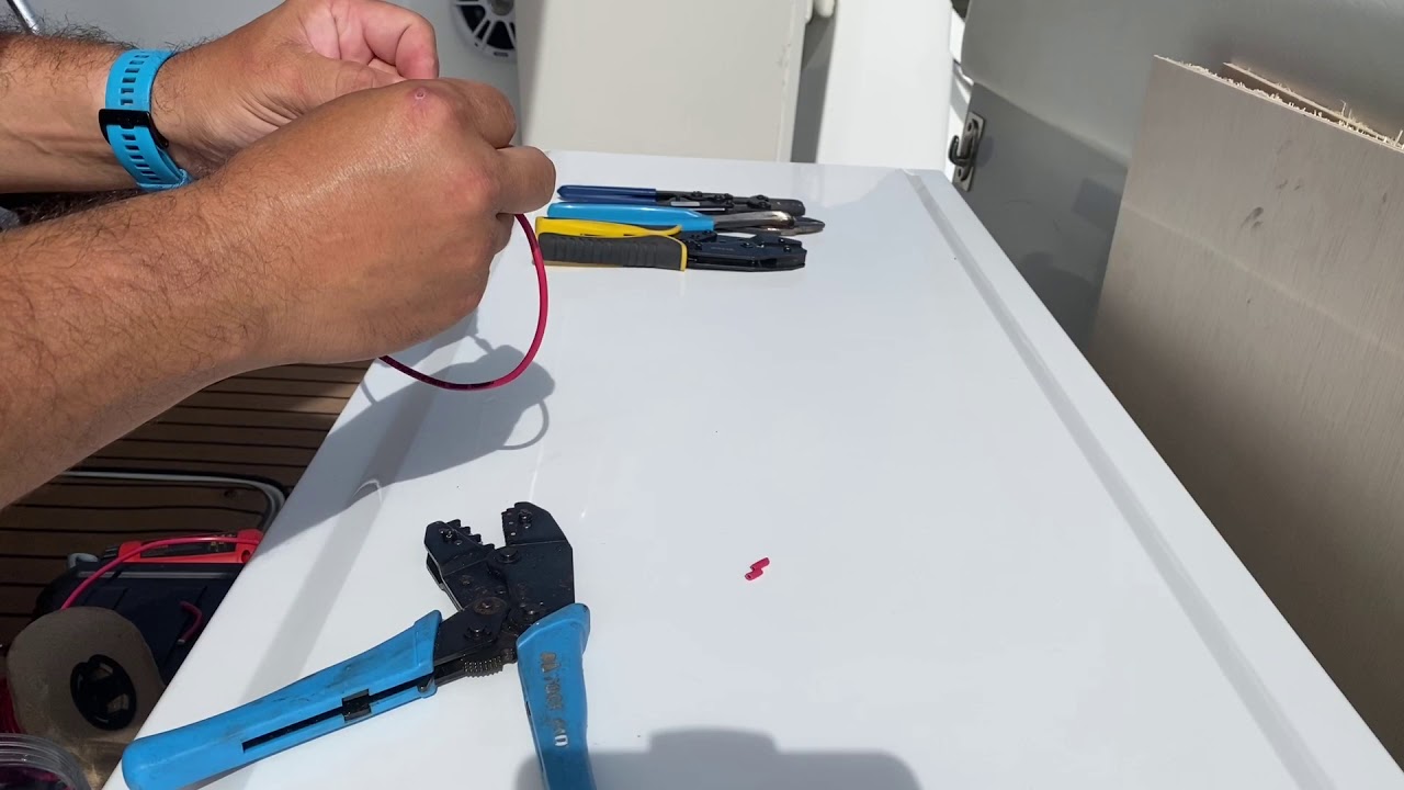 Crimping heat shrink connectors with Tool-Aid crimper - YouTube