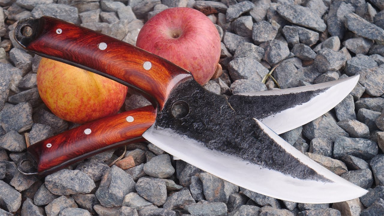 This Stylish And Sharp Knife Is Made From Tractor Plough Disc ( Love ...