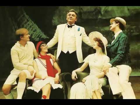 Jeeves - The Story of the Musical - Andrew Lloyd Webber - YouTube