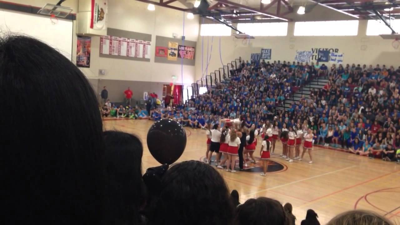 Lodi High School Cheer Performance - YouTube