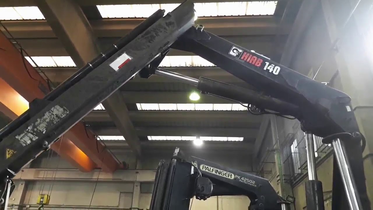 Grúa VENDIDA - SOLD crane HIAB 140 S-190019 (www.transgruas.com) - YouTube