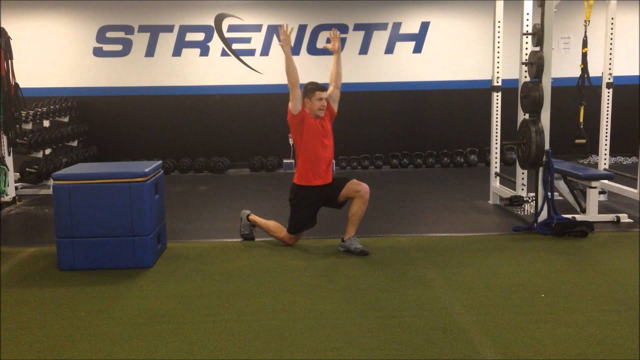 REVERSE LUNGE WITH OVERHEAD REACH - YouTube