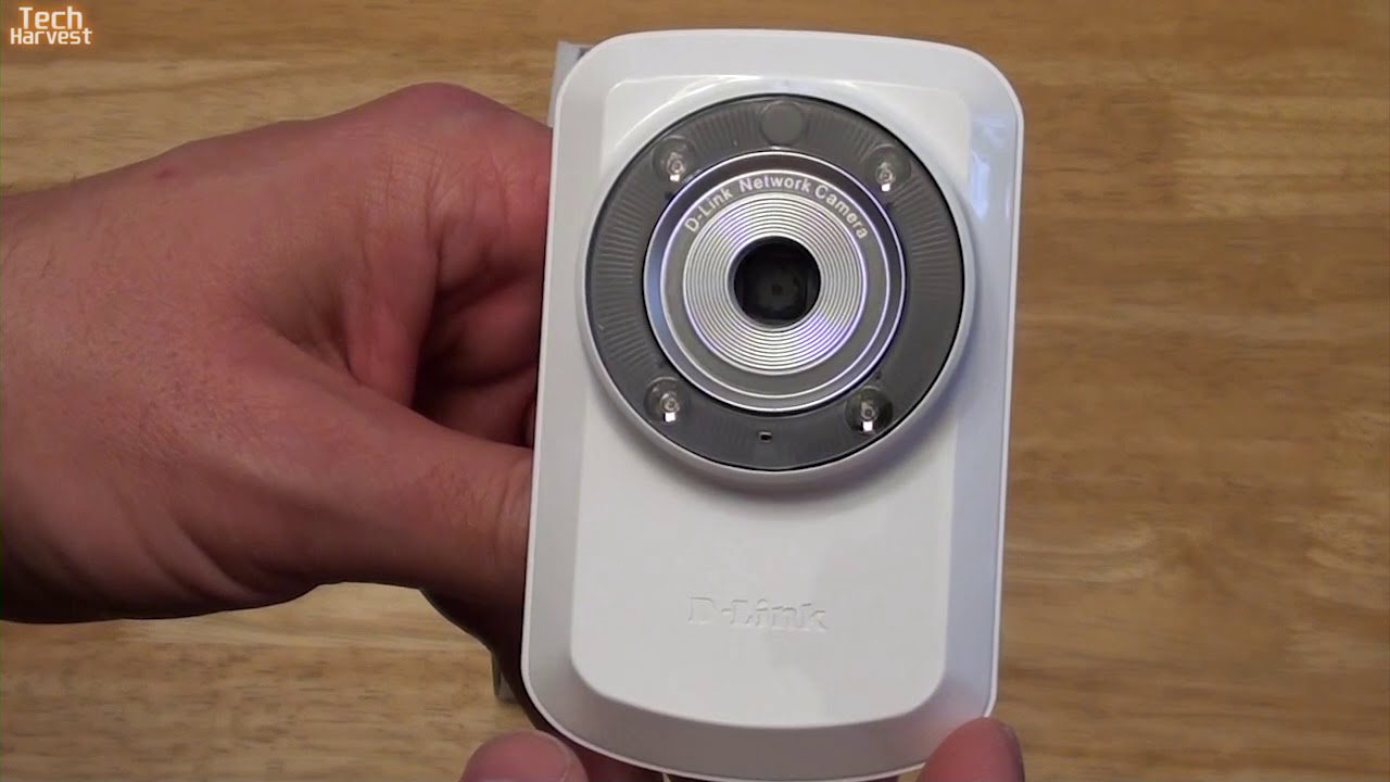 D-Link Day/Night Network Cloud Camera DCS-932L - YouTube