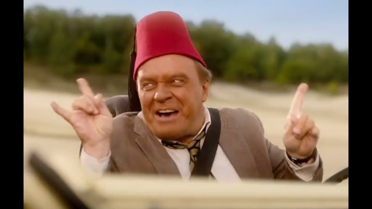 PUB MAAF et signe des cornes - YouTube