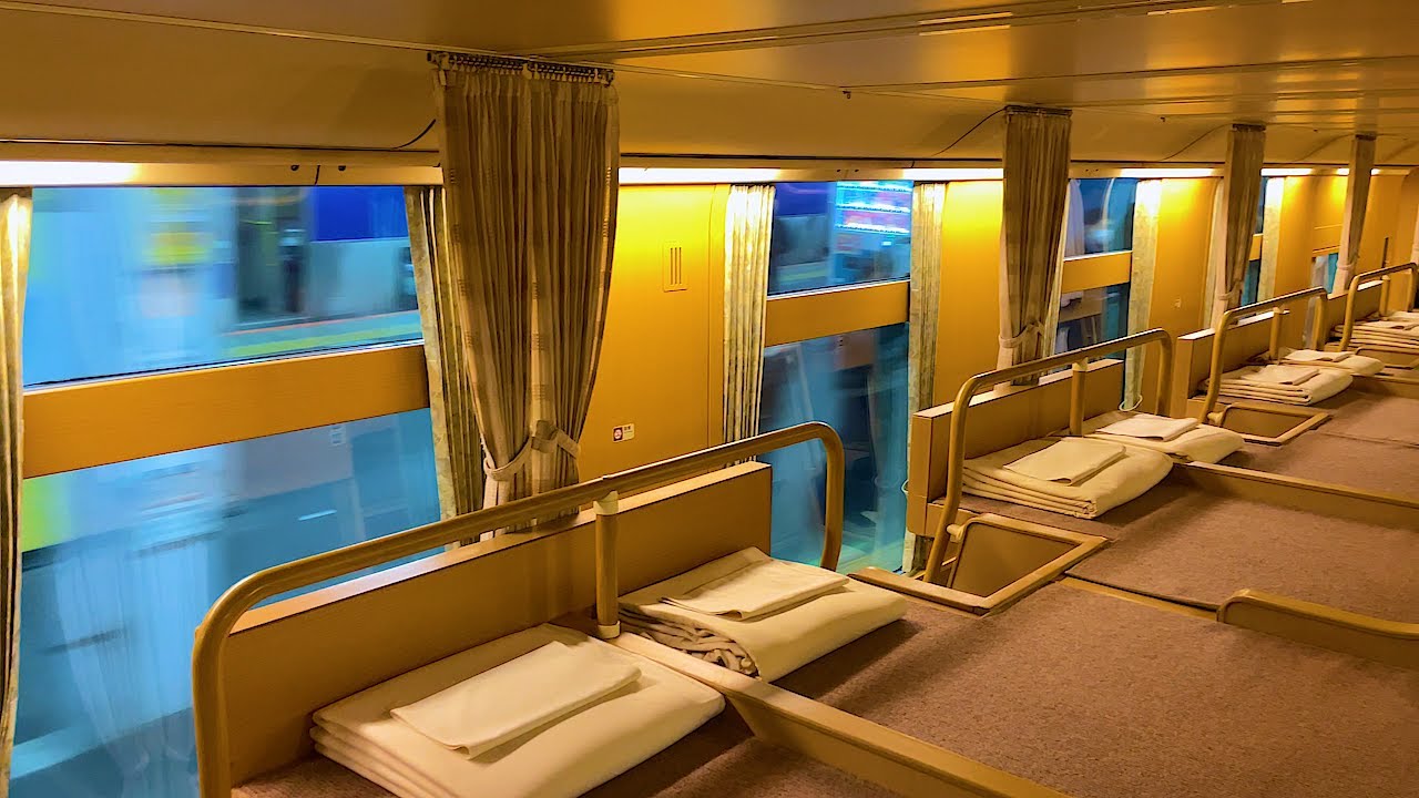 Japan's Cheapest Sleeper Train Like a Capsule Hotel - YouTube