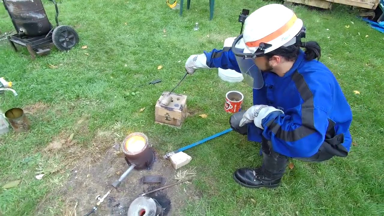 Casting Day #25 1/2 - Casting Bronze Round Stock with my Brother - YouTube