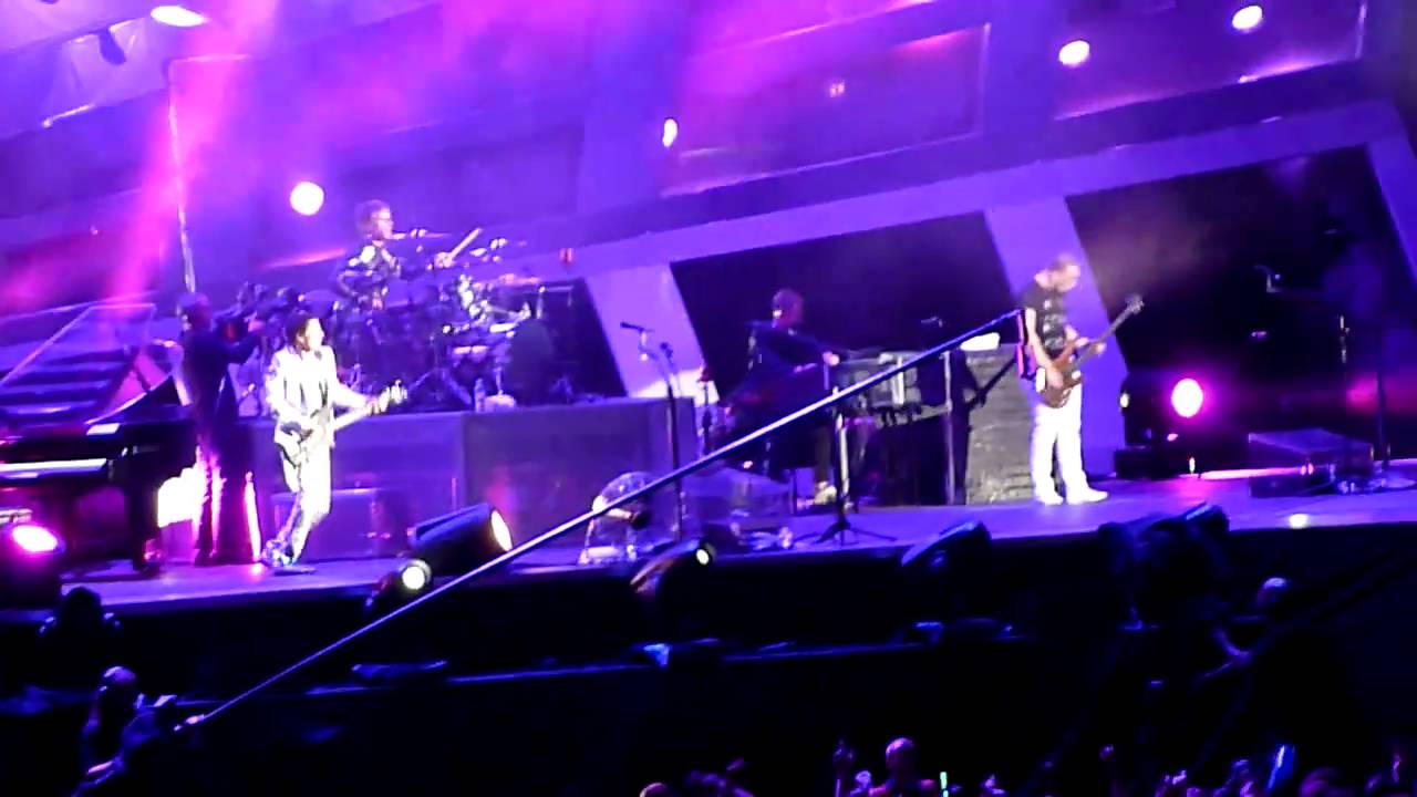Muse Bliss live at Wembley Stadium London 11th September 2010 HD - YouTube