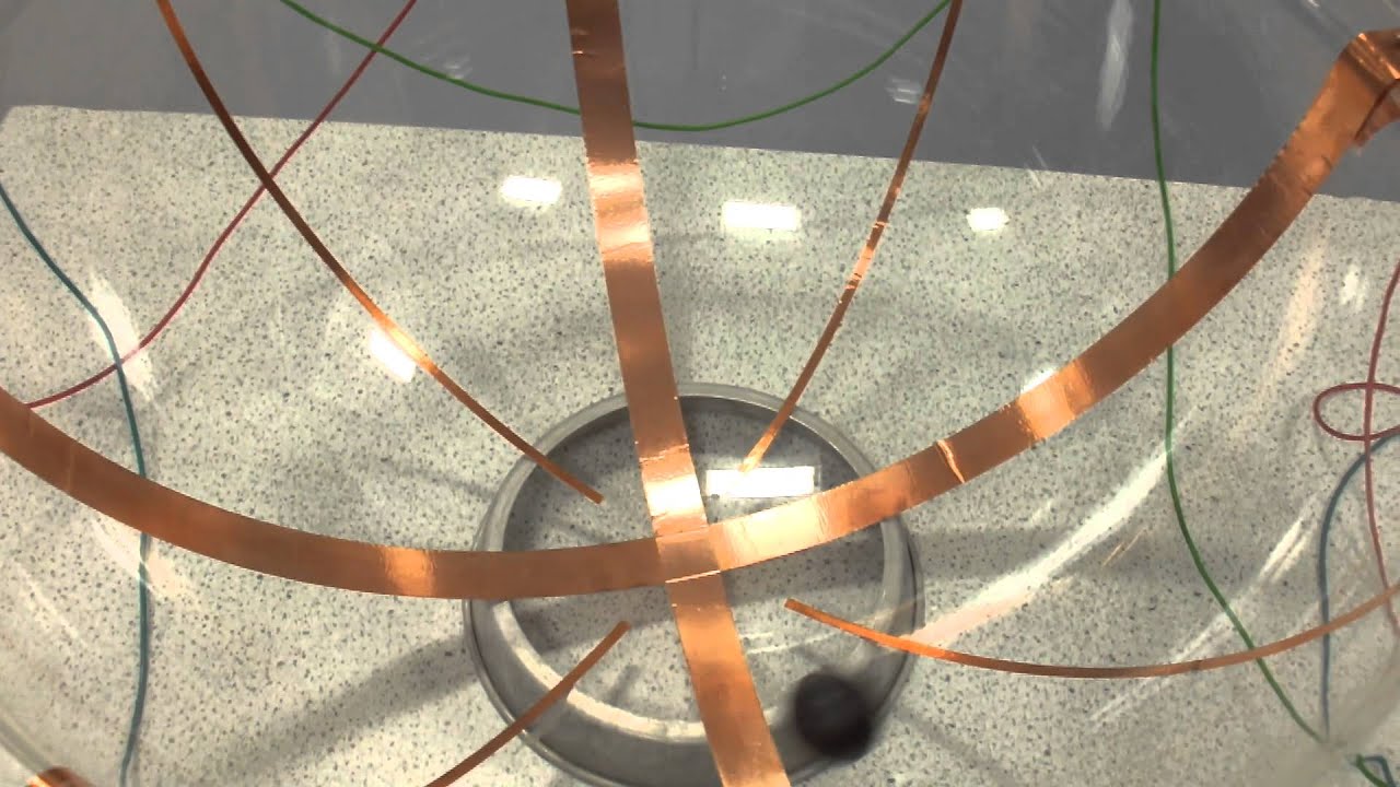 Model Electrostatic Particle Accelerator - YouTube