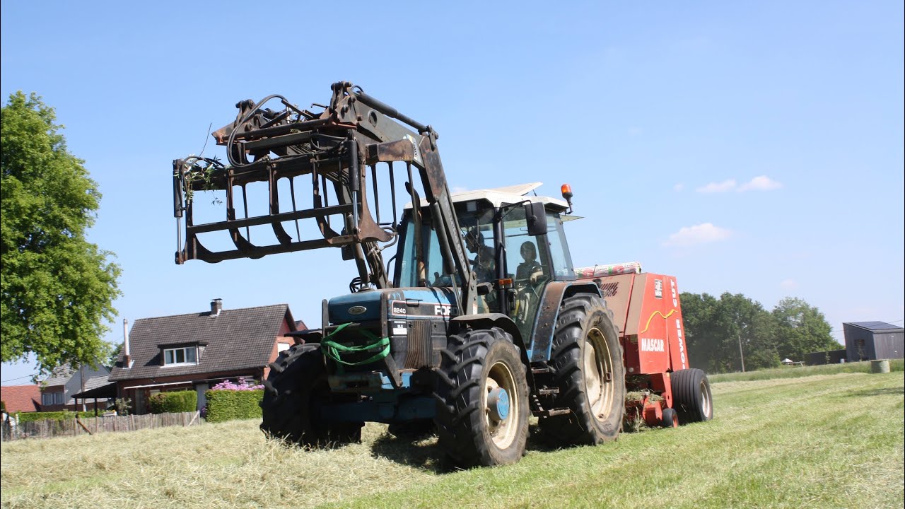 Harken en balen persen met steyr 8110 met Liner 680 en Ford 8240 met ...
