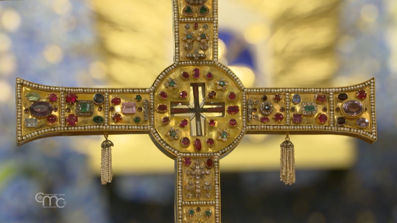 "O triumphant Cross of Christ, our only hope..." - YouTube