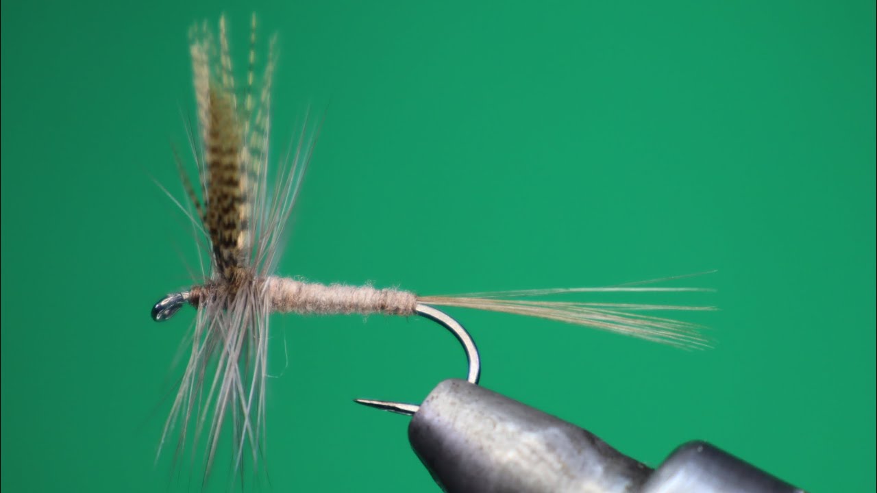 THE HENDRICKSON: Tying a classic dry fly - YouTube