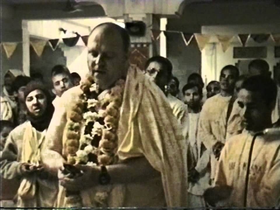 1996 Mayapur - H.H. Jayapataka Swami;s pastimes in the Holy Dhama - YouTube