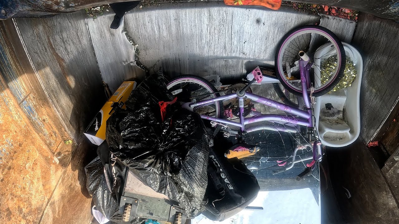 Rear Loader Garbage Truck Hopper POV | Packing Bulky Waste - YouTube