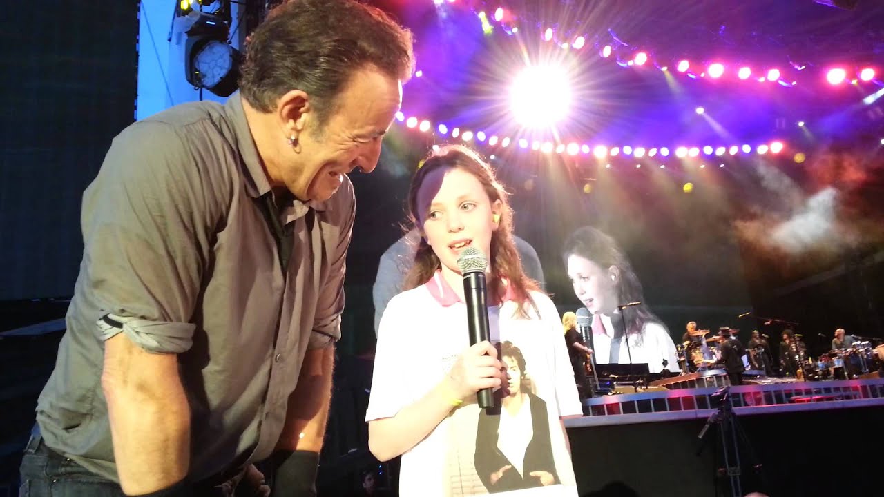 Bruce Springsteen Kilkenny Waiting On A Sunny Day (clip) - YouTube